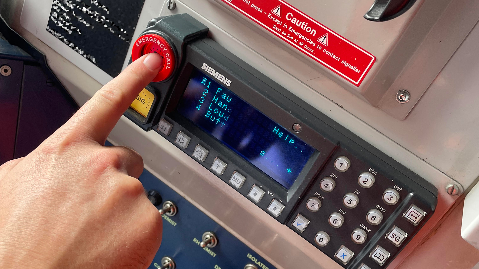 Using a Physical Penetration Test to Identify the Insider Threat